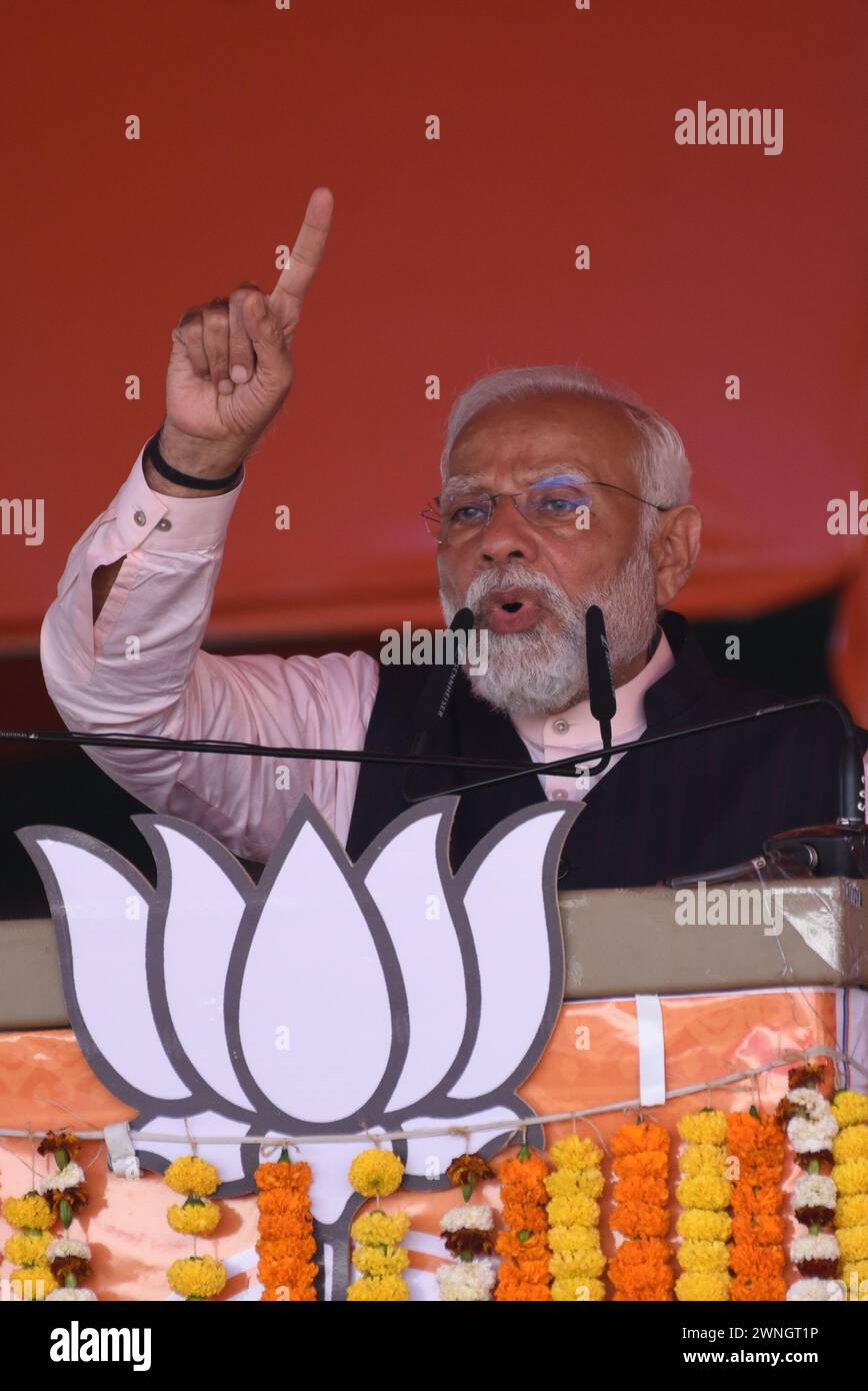 Prime Minister Narendra Modi addresses during a public meeting at ...