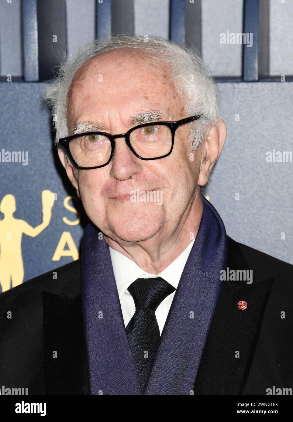 LOS ANGELES, CALIFORNIA - FEBRUARY 24: Jonathan Pryce attends the 30th ...