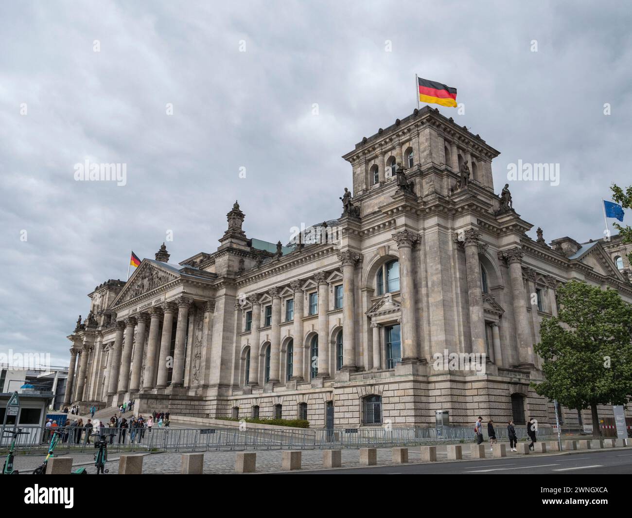 The Reichstagsgebäude (Reichstag Building), legislative government ...