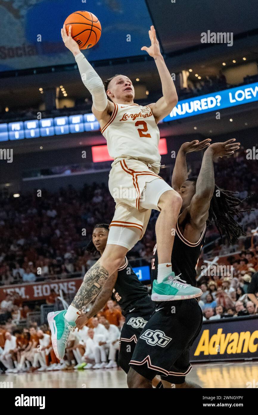 Texas, USA. 2nd Mar, 2024. Chendall Weaver #2 of the Texas Longhorns in ...