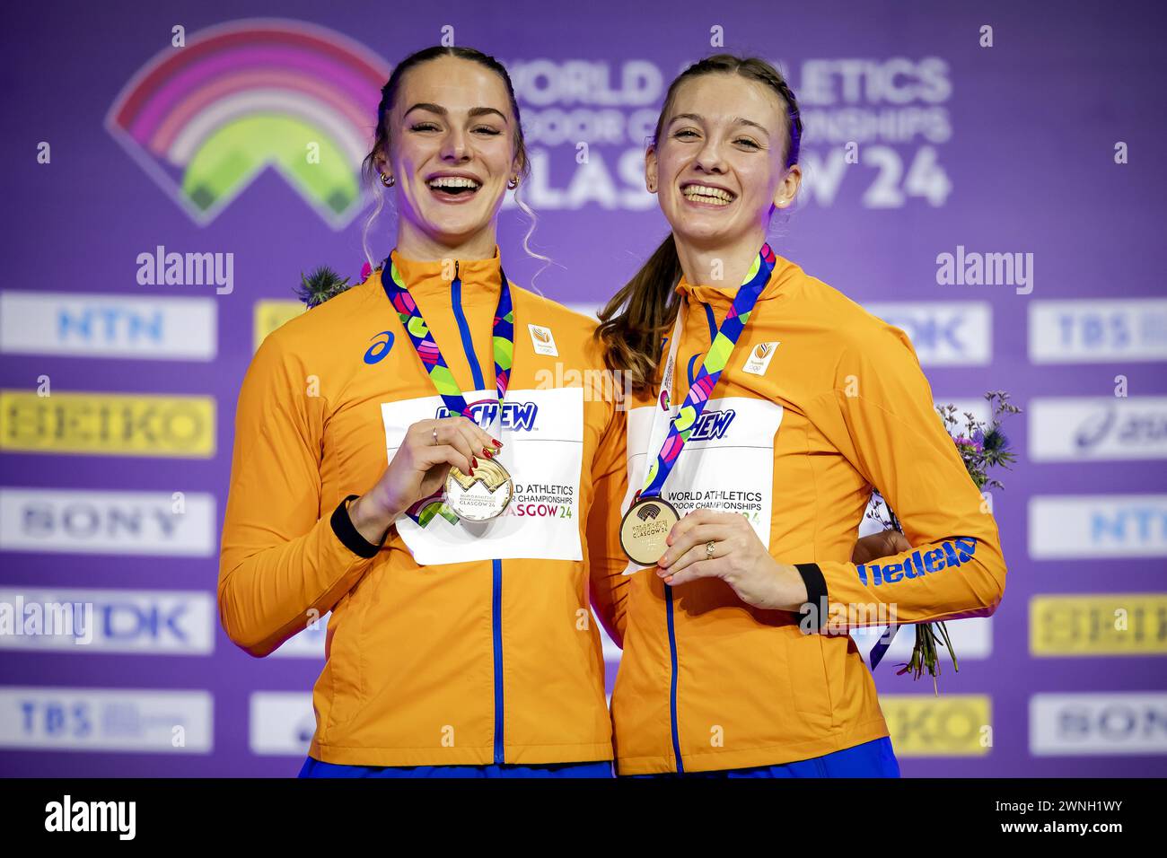 GLASGOW - Lieke Klaver with her silver medal and Femke Bol with her ...