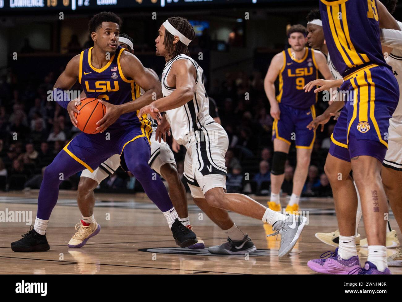 Nashville, Tennessee, USA. 2nd Mar, 2024. LSU Tigers guard Jordan ...