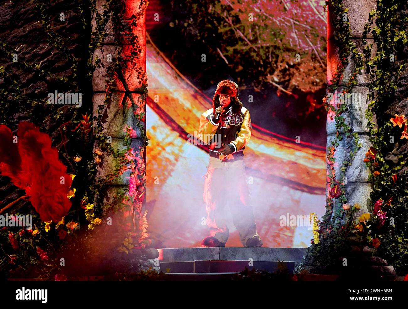 Rema performing on stage hi-res stock photography and images - Alamy