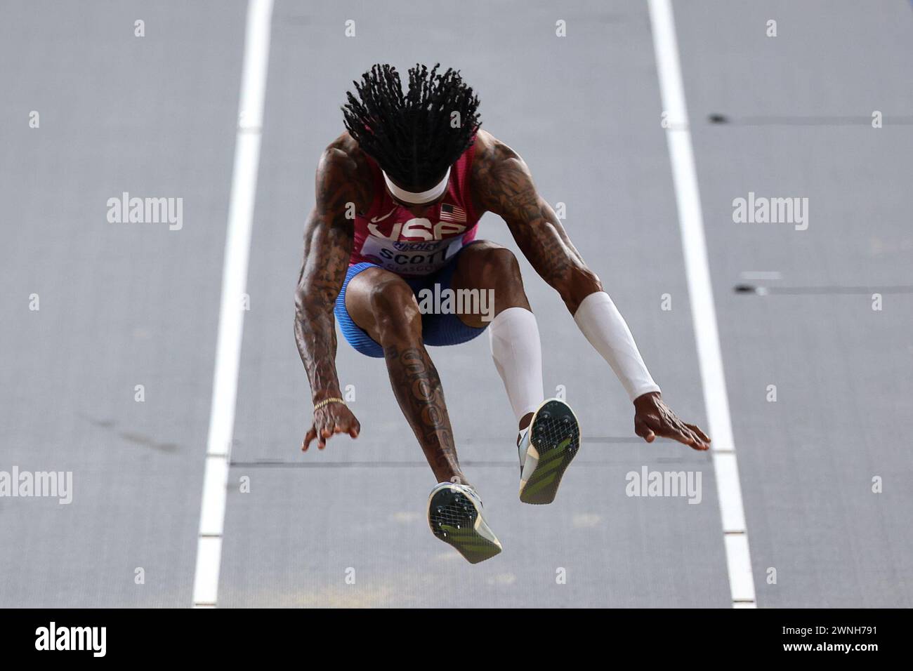 Usa triple jump hi-res stock photography and images - Alamy