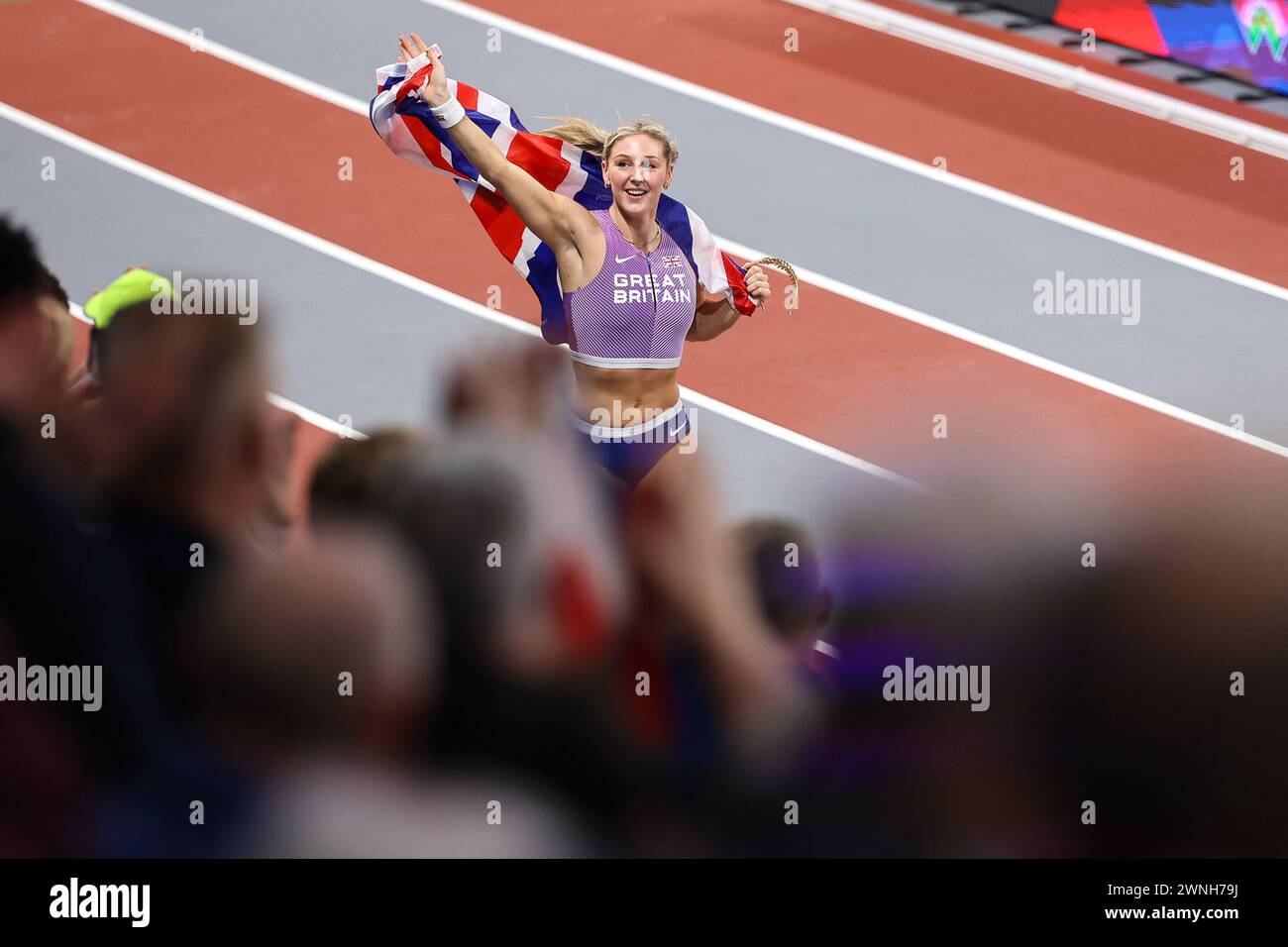 Molly Caudery (GBR, Pole Vault) celebrates winning gold during the 2024 ...