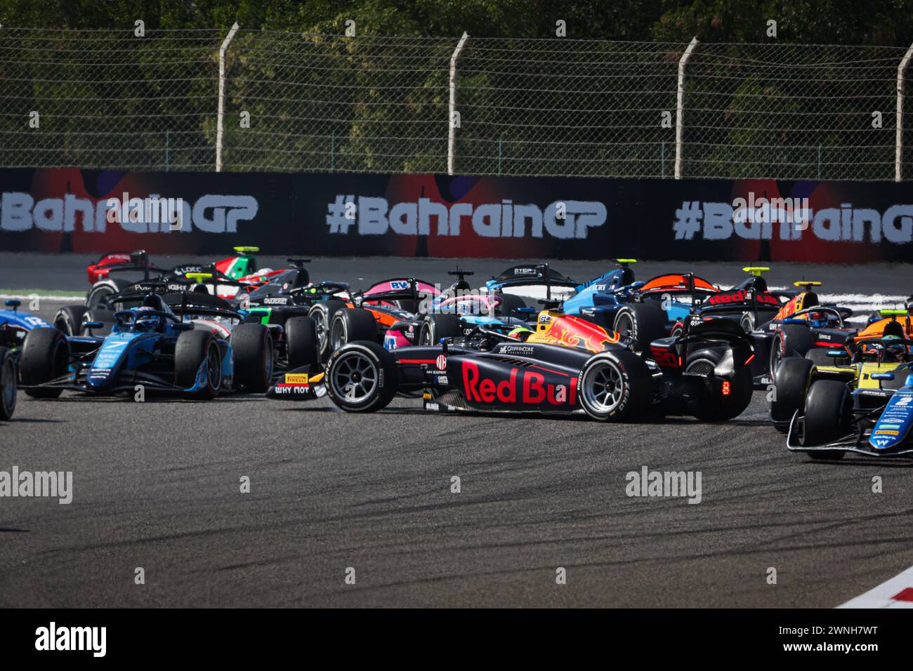 20 HADJAR Isack (fra), Campos Racing, Dallara F2 2024, action crash ...