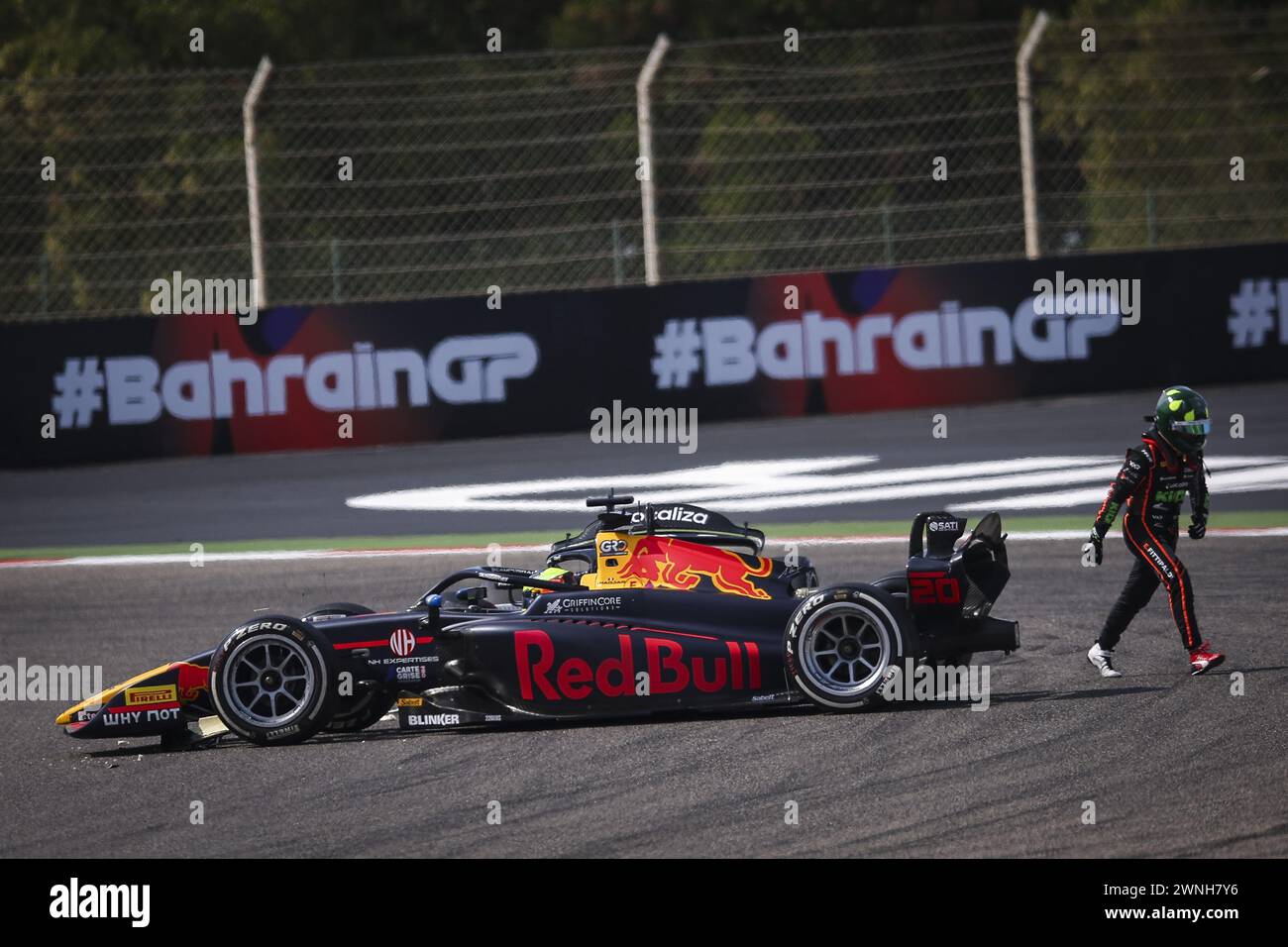 20 HADJAR Isack (fra), Campos Racing, Dallara F2 2024, action, crash ...