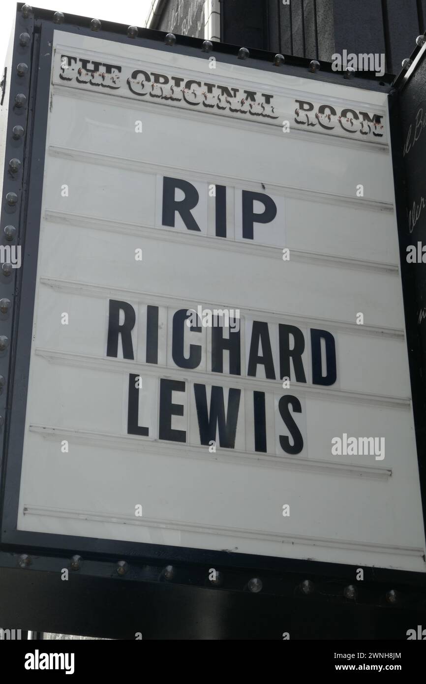 Richard lewis comedian hi-res stock photography and images - Alamy