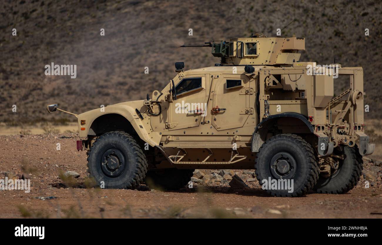 U.S. Army Soldiers of Delta Co., 1st Battalion, 114th Infantry Regiment ...