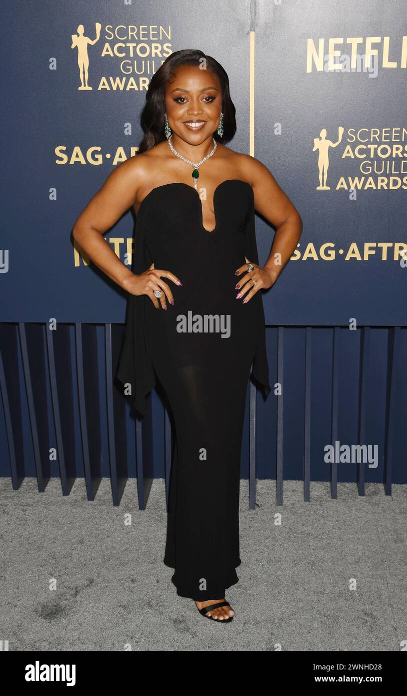 LOS ANGELES, CALIFORNIA - FEBRUARY 24: Quinta Brunson attends the 30th ...