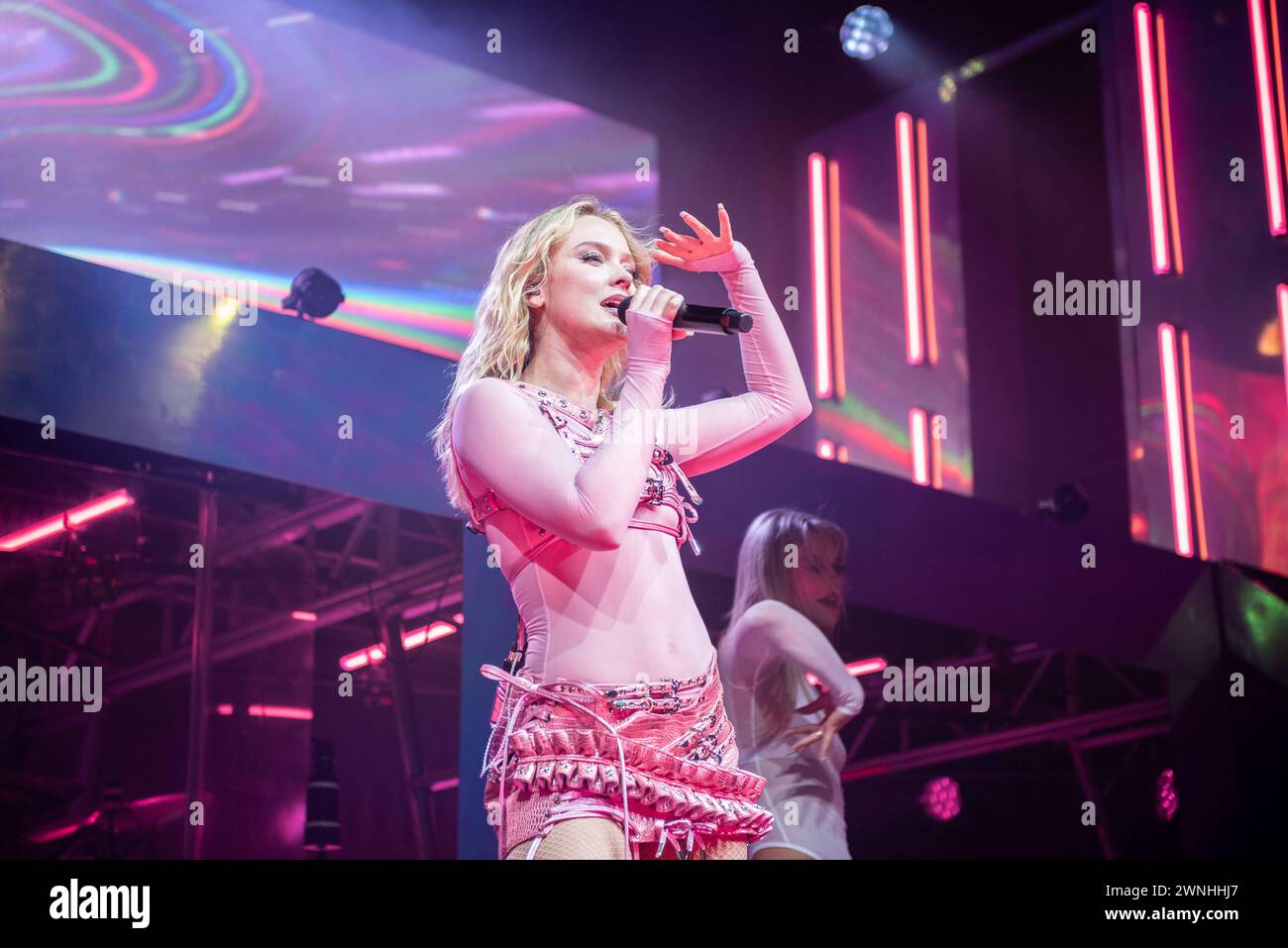 Zara larsson 2024 hi-res stock photography and images - Alamy