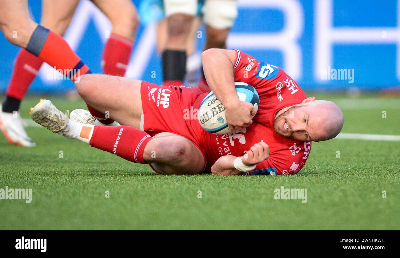 Galway, Ireland. 2nd Mar, 2024. Scarlets' Efan Jones scores a try ...