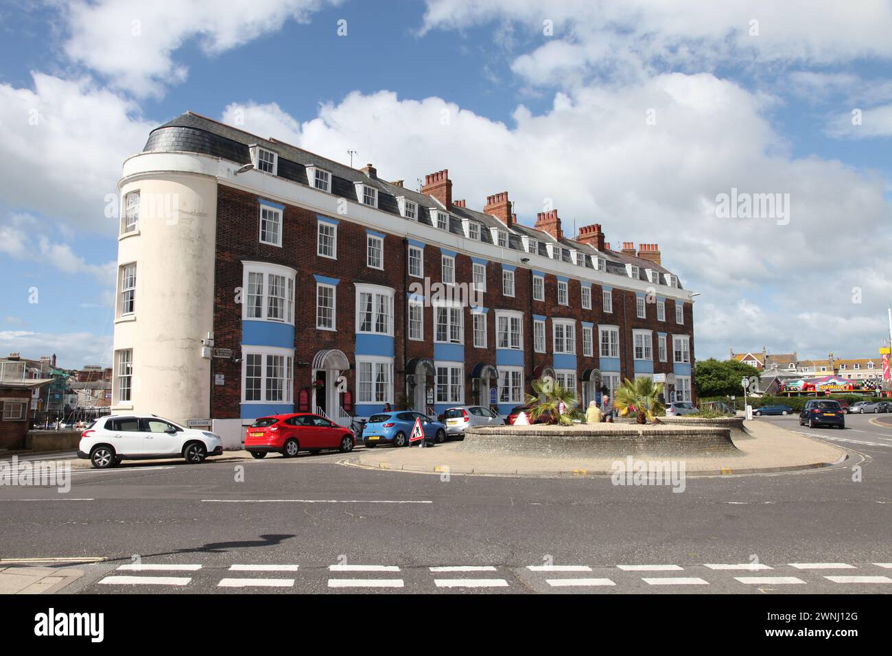3 storey building hi-res stock photography and images - Alamy