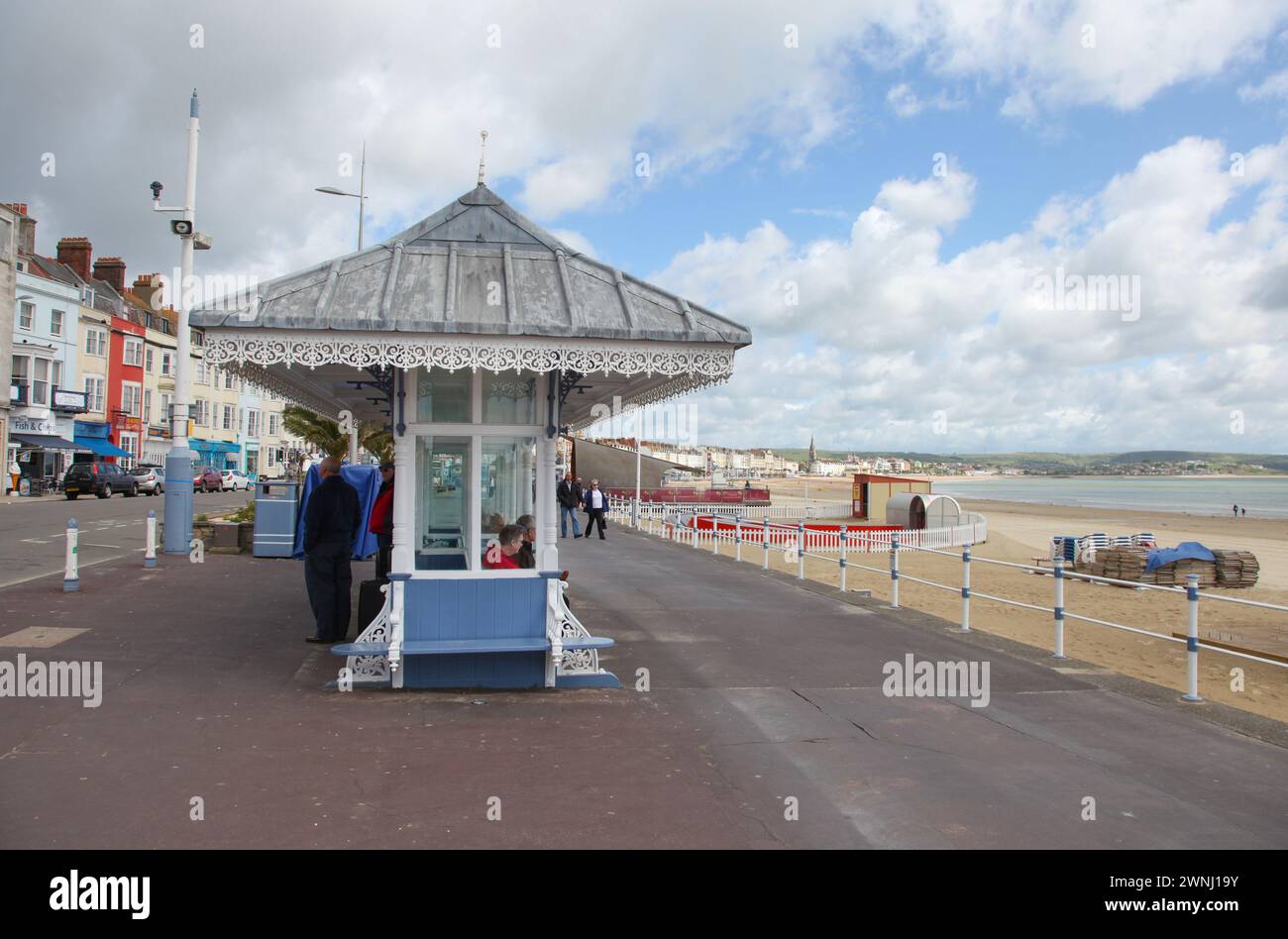 Victorian shelter along the Esplanade promenade, Weymouth, Dorset ...