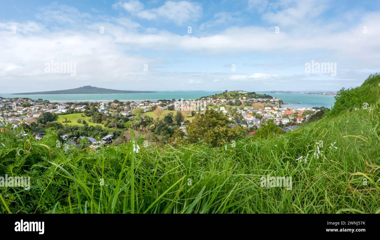 Devonport and Mount Victoria: Auckland's scenic coastal town and iconic ...