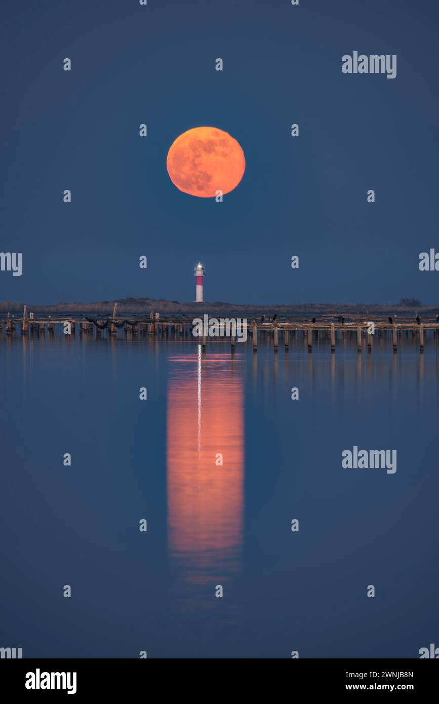 Faro de la arquitectura hi-res stock photography and images - Alamy