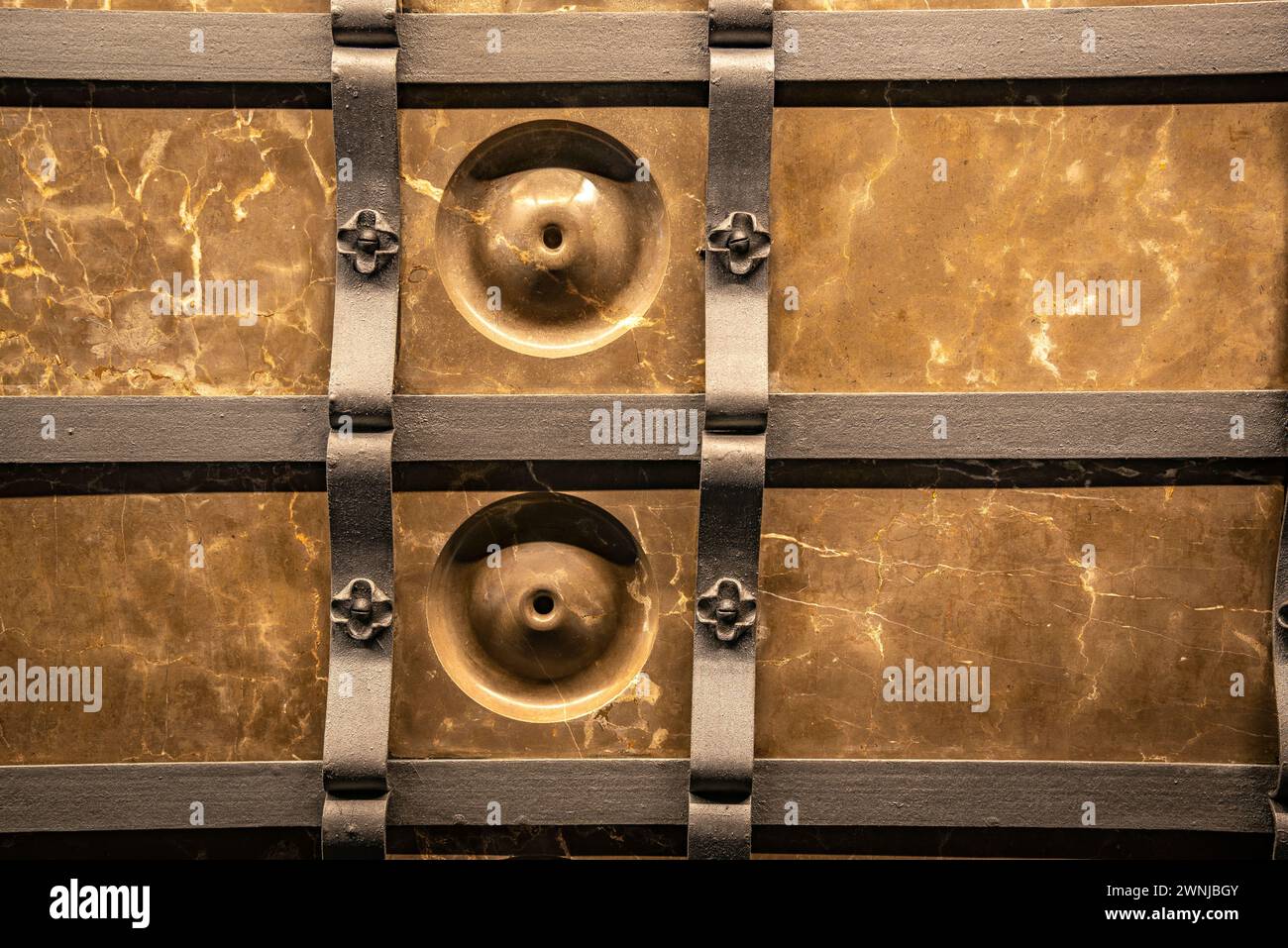 Detalle de un techo hi-res stock photography and images - Alamy