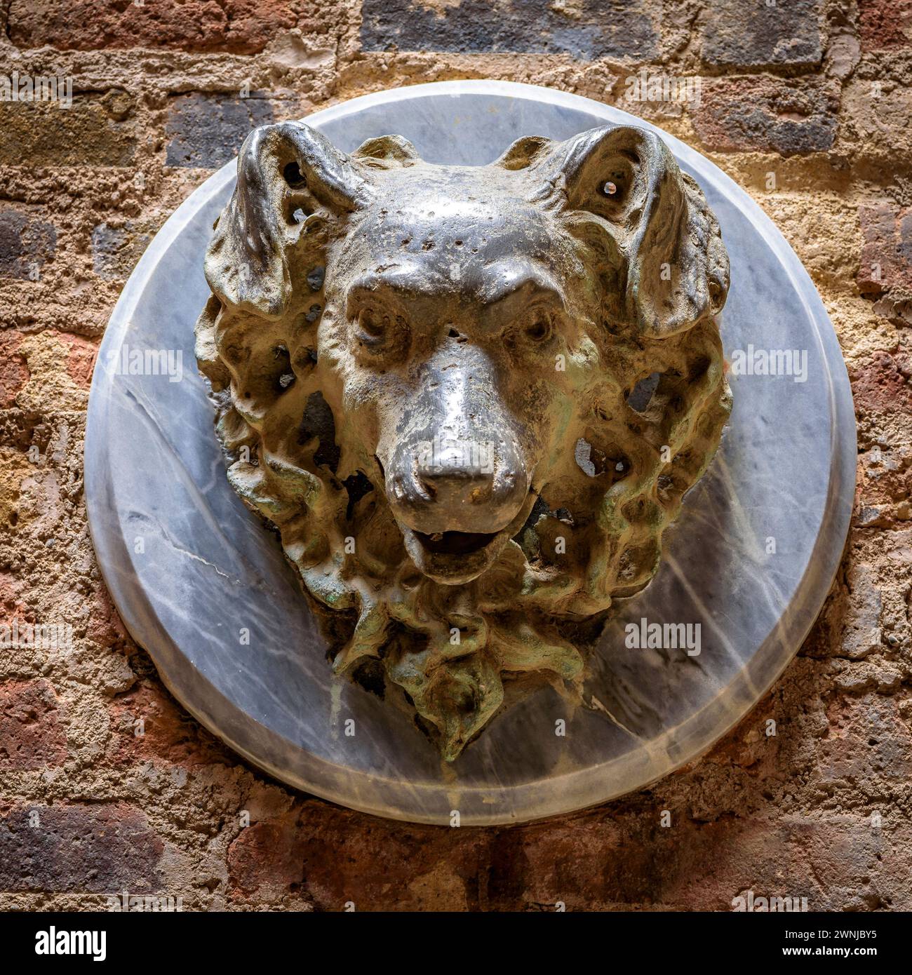 Palazzo de ladrillo hi-res stock photography and images - Alamy