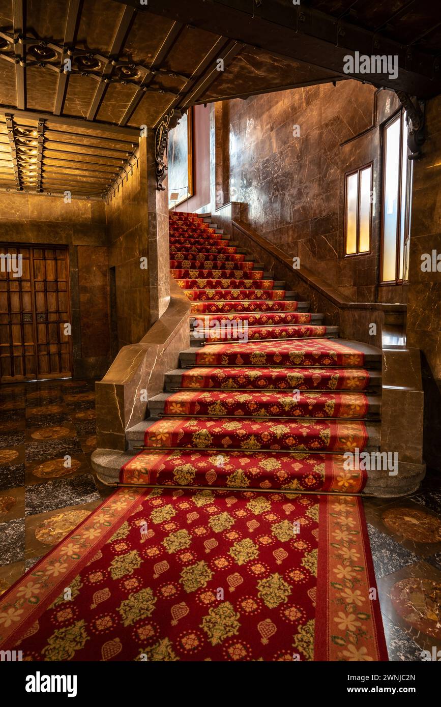 Escaleras escaleras escalera hi-res stock photography and images - Alamy