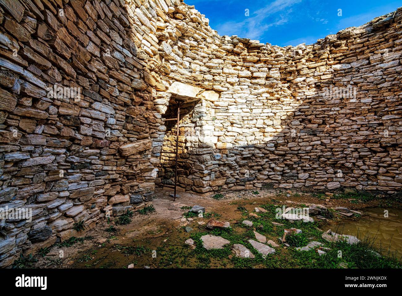 Burial types hi-res stock photography and images - Alamy