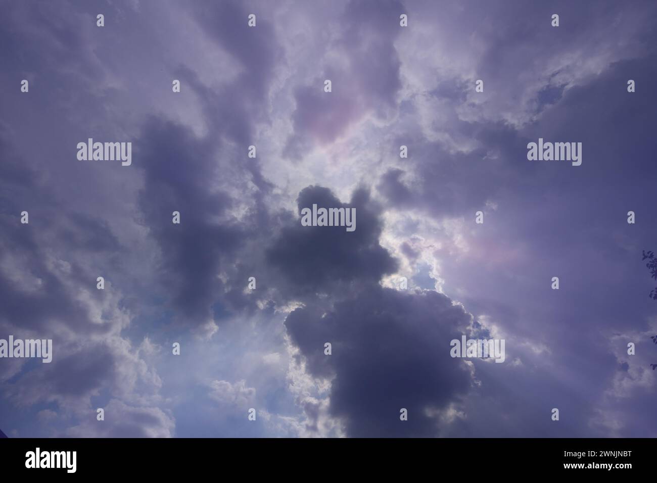 Shine beam hi-res stock photography and images - Alamy