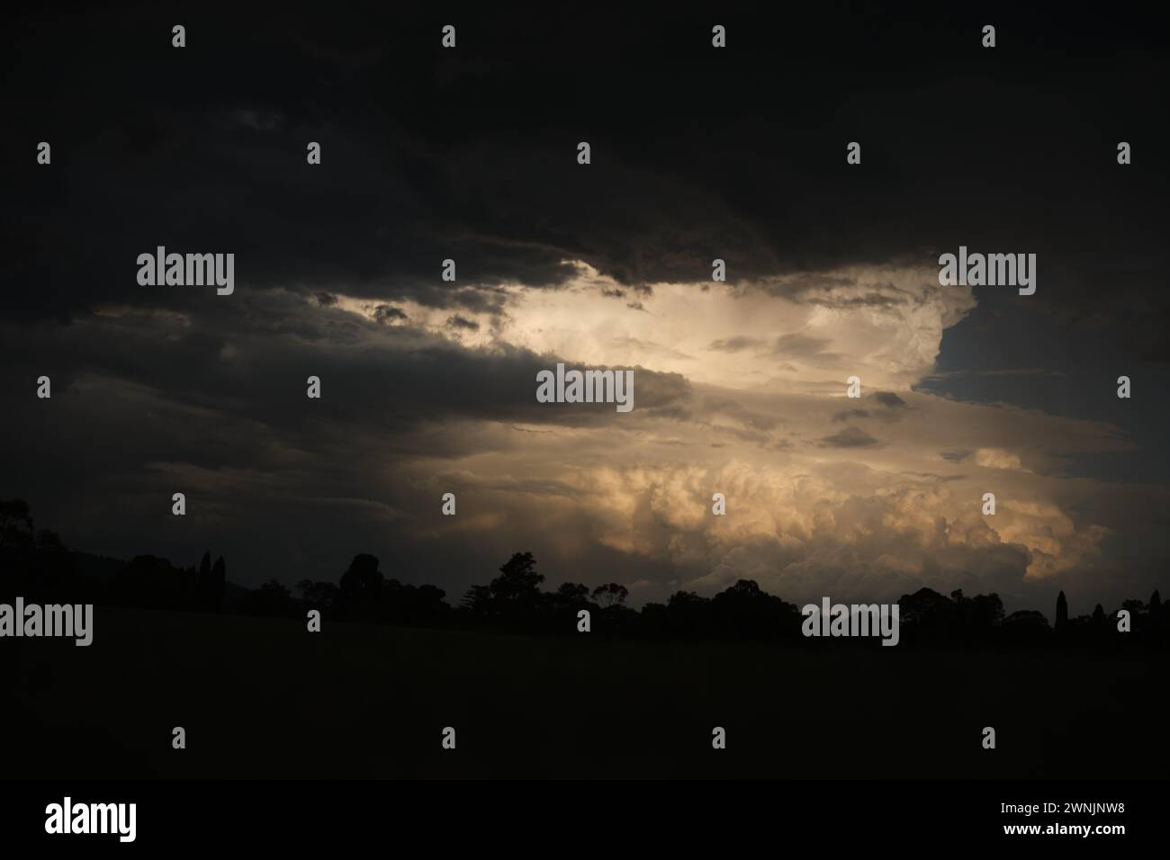 Scary thunderstorm hi-res stock photography and images - Alamy