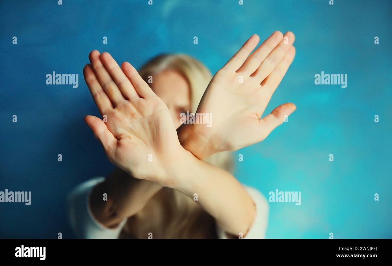 Woman hand refusal refuse reject hi-res stock photography and images ...