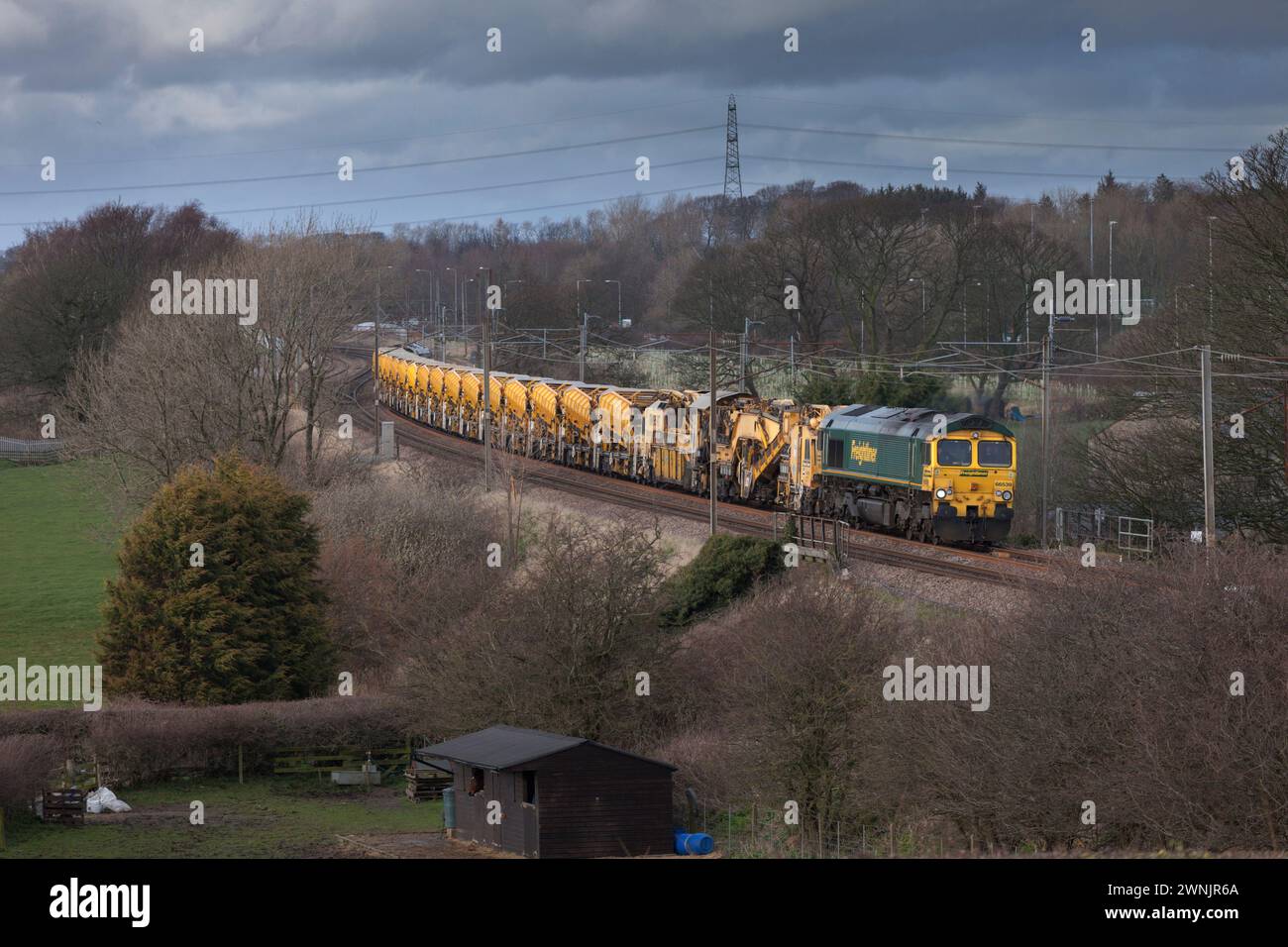 Freightliner class 66 diesel locomotive 66539 on the west coast ...