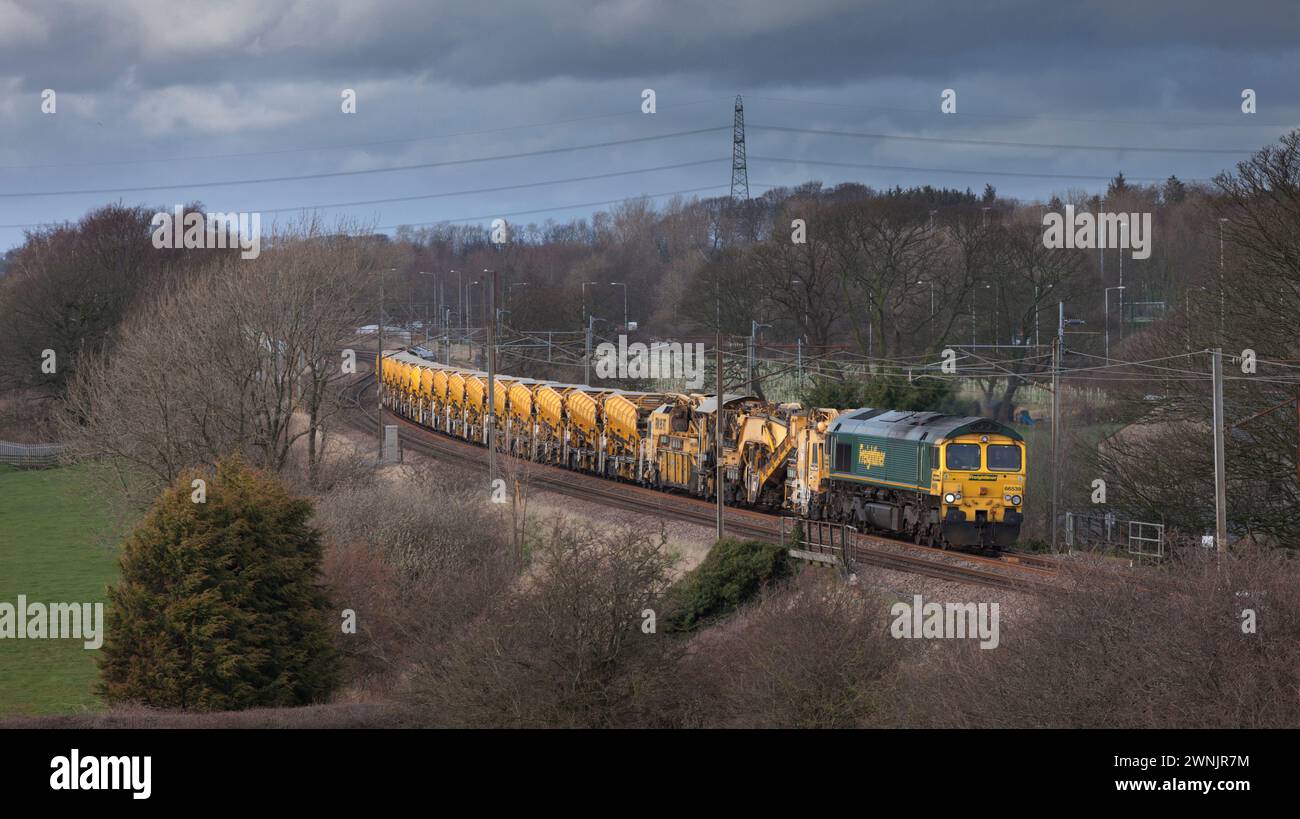 Freightliner class 66 diesel locomotive 66539 on the west coast ...