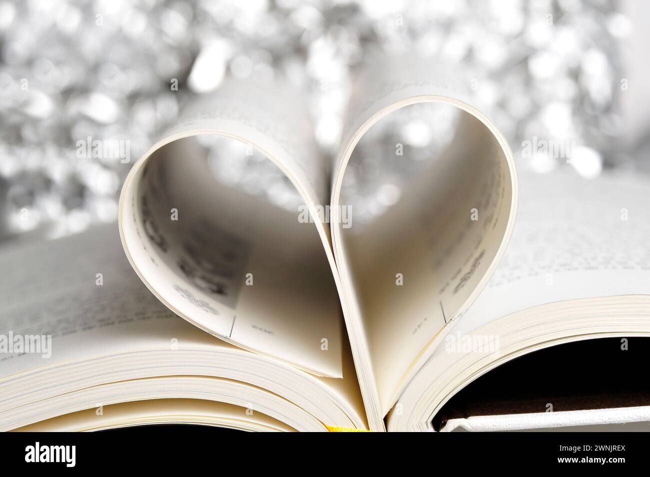 Libraries and archives hi-res stock photography and images - Alamy