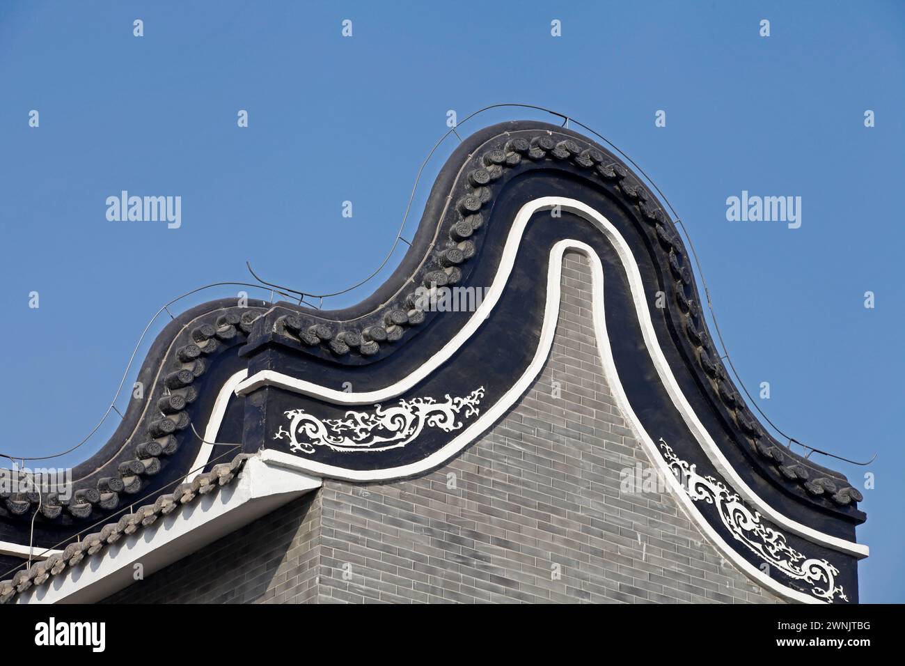 China building eaves Stock Photo - Alamy