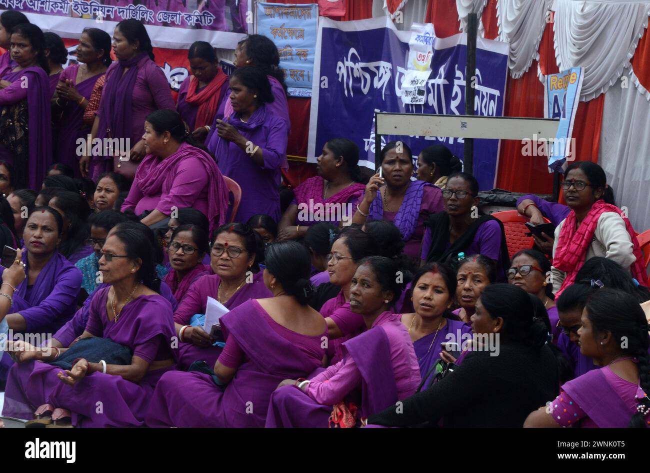 Asha worker hi-res stock photography and images - Alamy