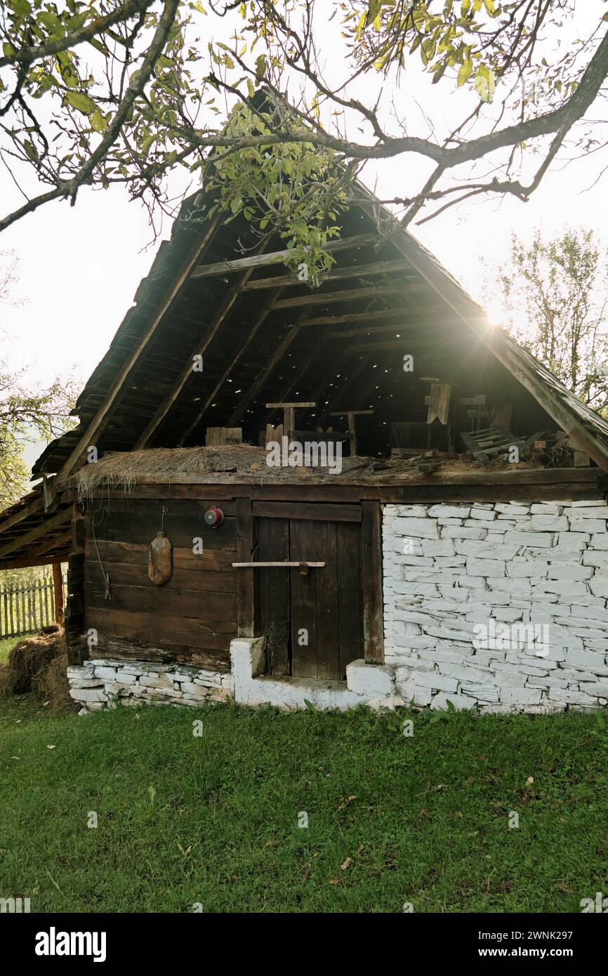Old stable buildings hi-res stock photography and images - Alamy