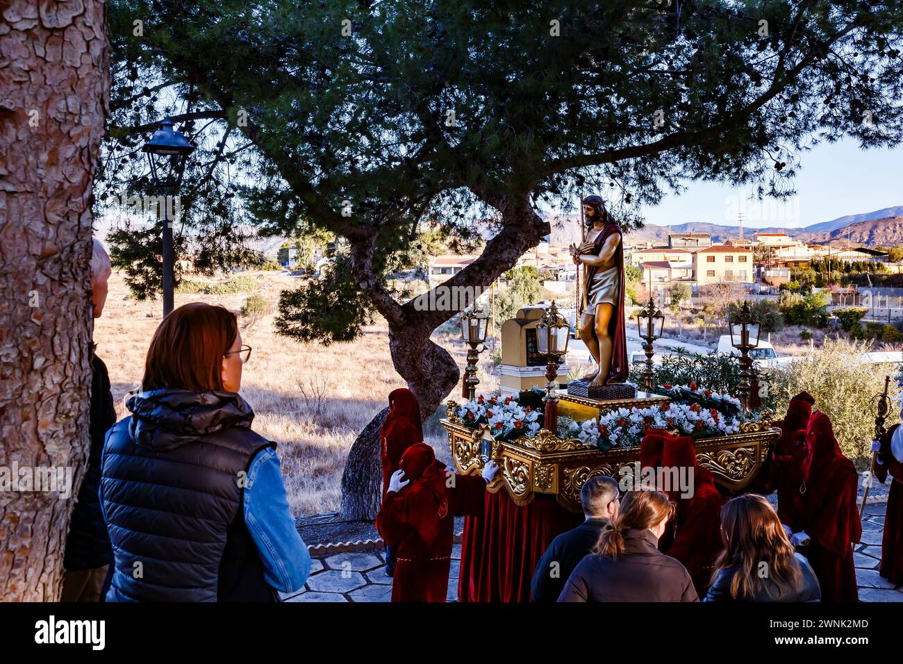 Procession going hi-res stock photography and images - Alamy