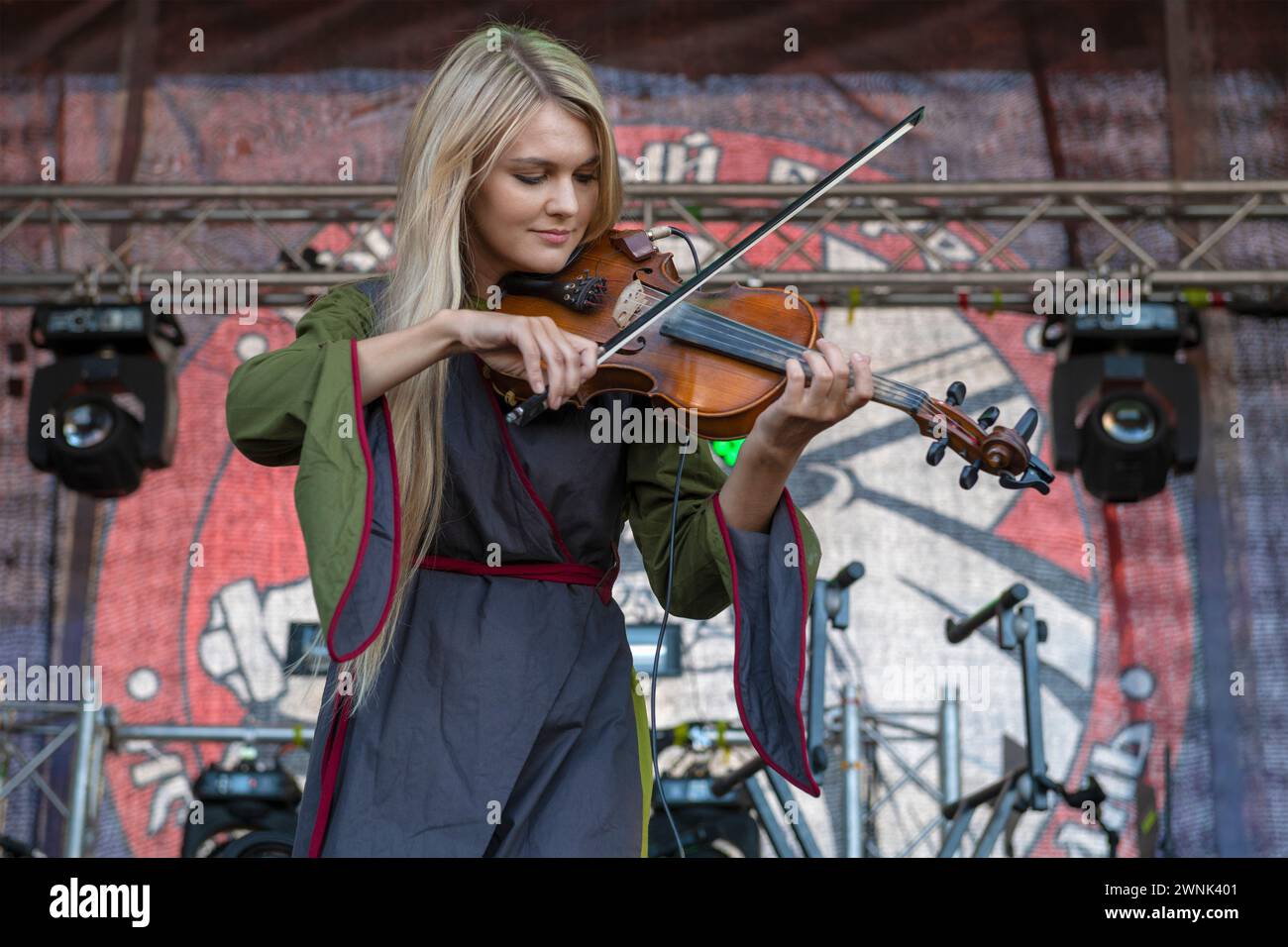 Trol gnet el hi-res stock photography and images - Alamy