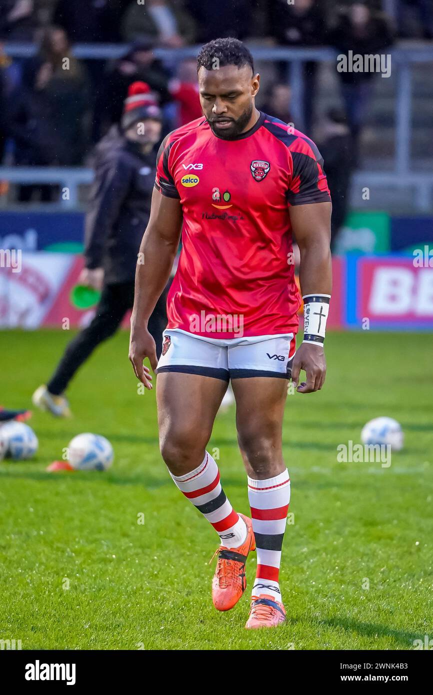 KING VUNIYAYAWA warm up. Salford Red Devils Vs Hull KR, Saturday 2nd ...