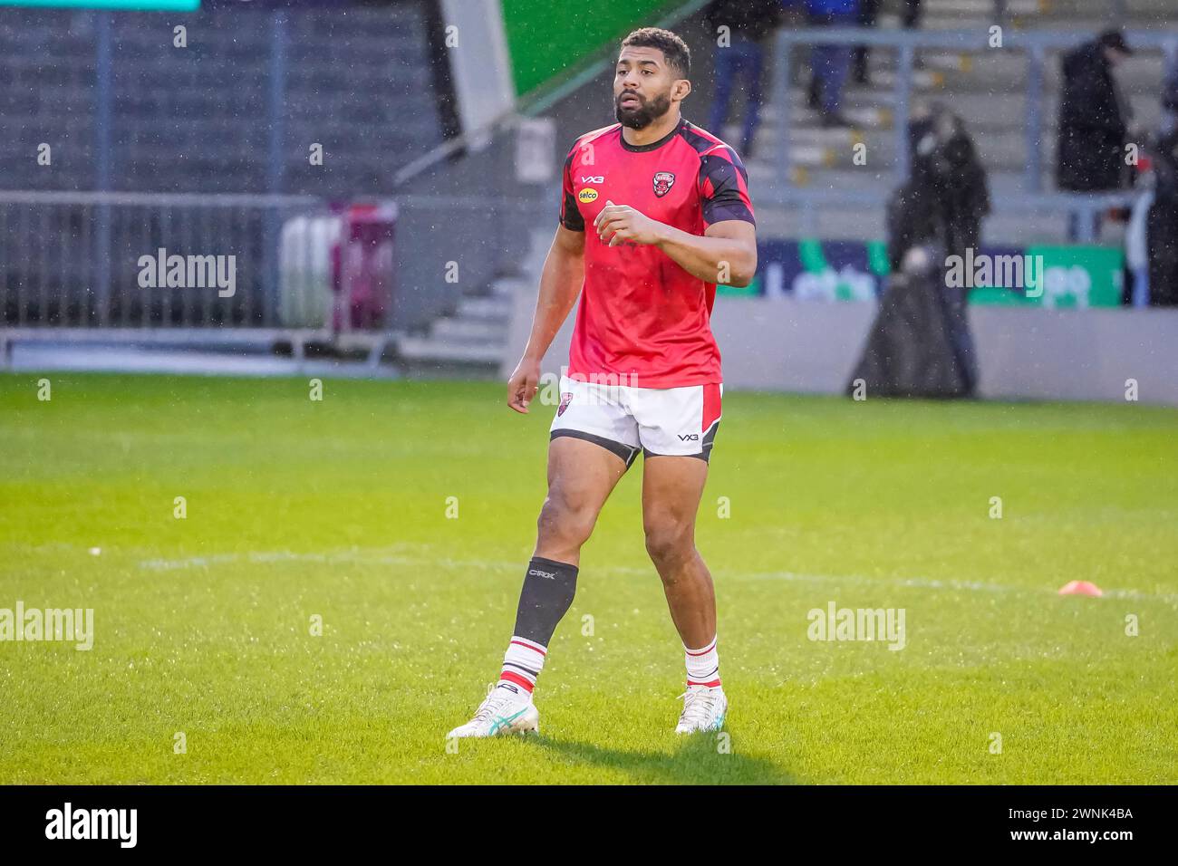 Callum Watkins warming up. Salford Red Devils Vs Hull KR, Saturday 2nd ...