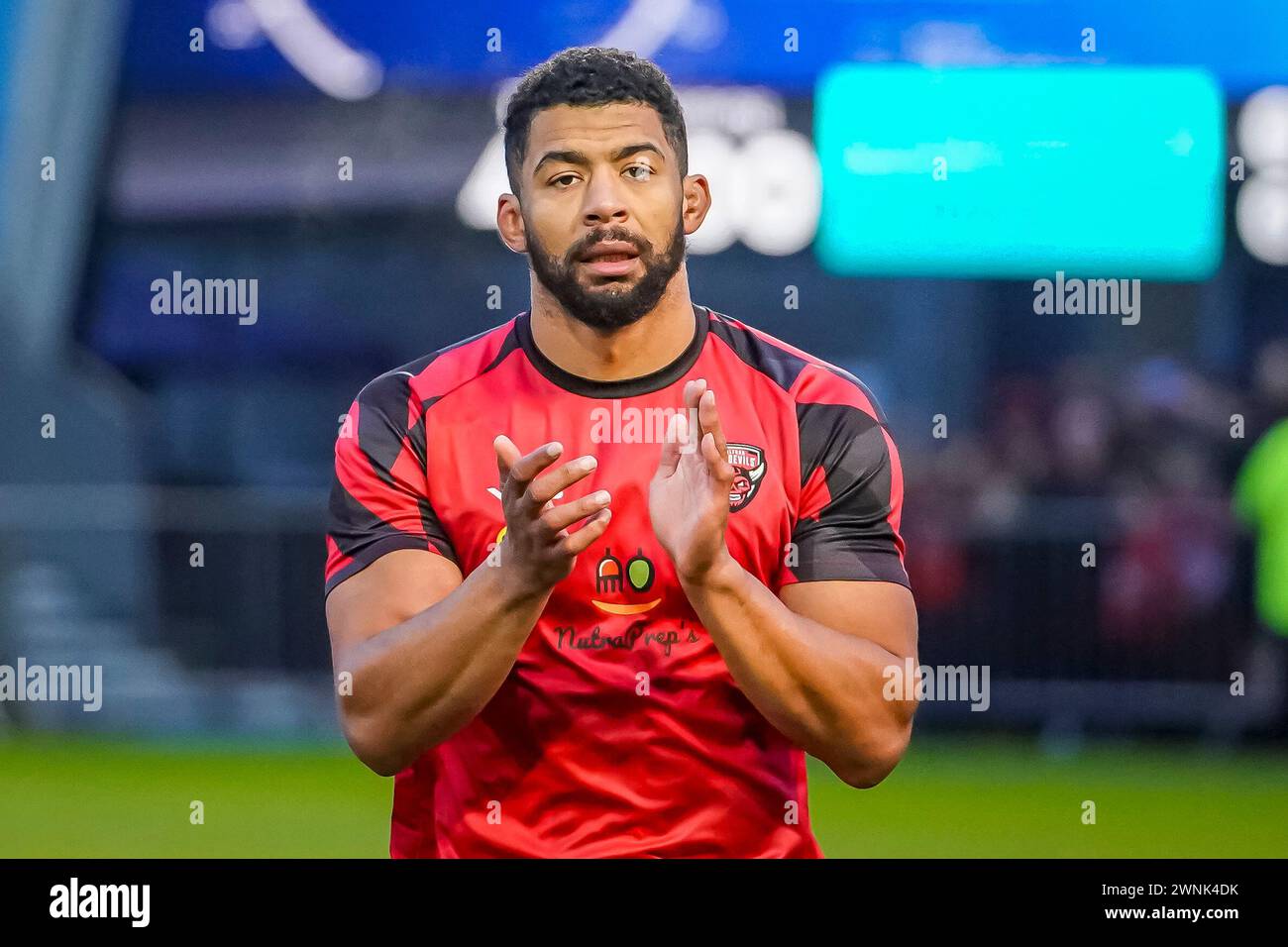 Football field 2024 hi-res stock photography and images - Alamy