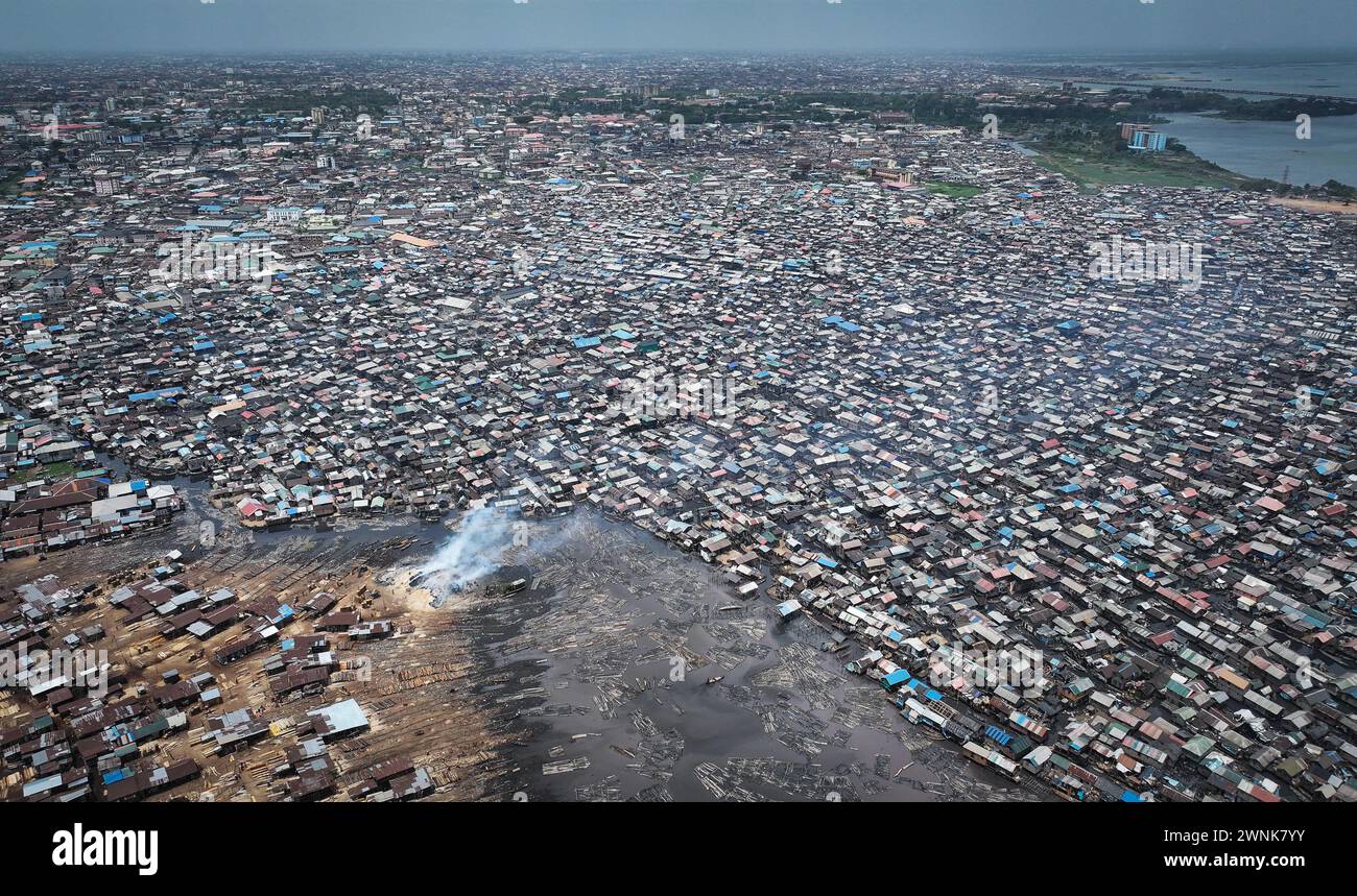Lagos. 2nd Mar, 2024. This aerial drone photo taken on March 2, 2024 shows a view of the Makoko ...