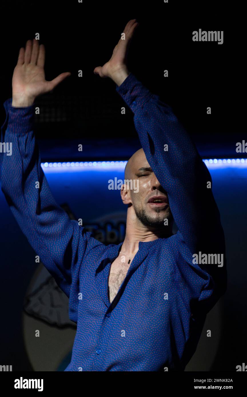 Male flamenco dancer man tradition hi-res stock photography and images ...