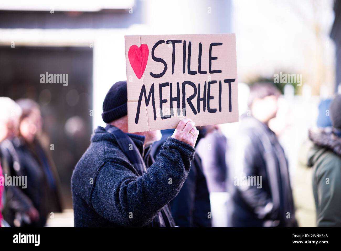 02.03.2024 - Demonstration gegen Rechts in Bünde/NRW: Bürgerinnen und ...