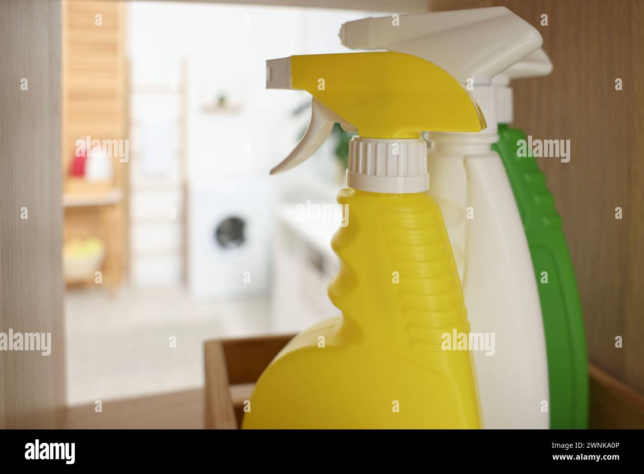 Laundry detergent spray in hi-res stock photography and images - Alamy