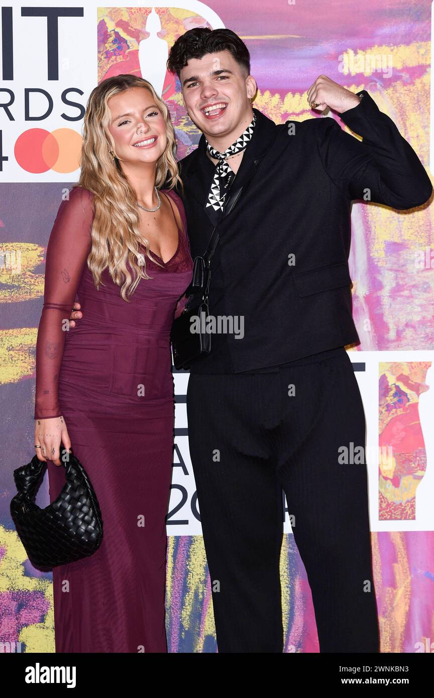Anna Maynard und Harry Clark bei der Verleihung der 44. BRIT Awards ...