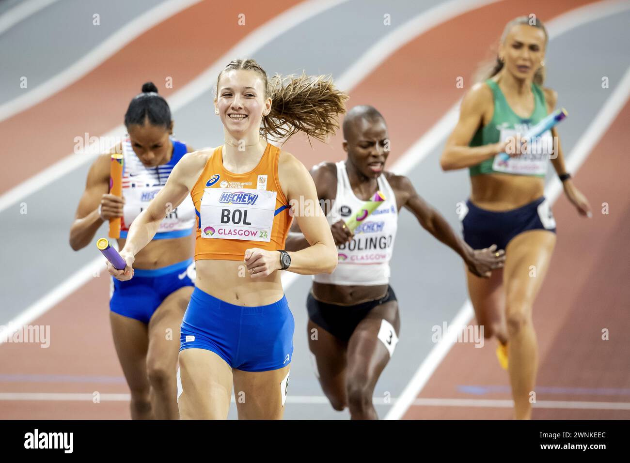 GLASGOW - Femke Bol in action on the 4x400 meter relay, during the last ...