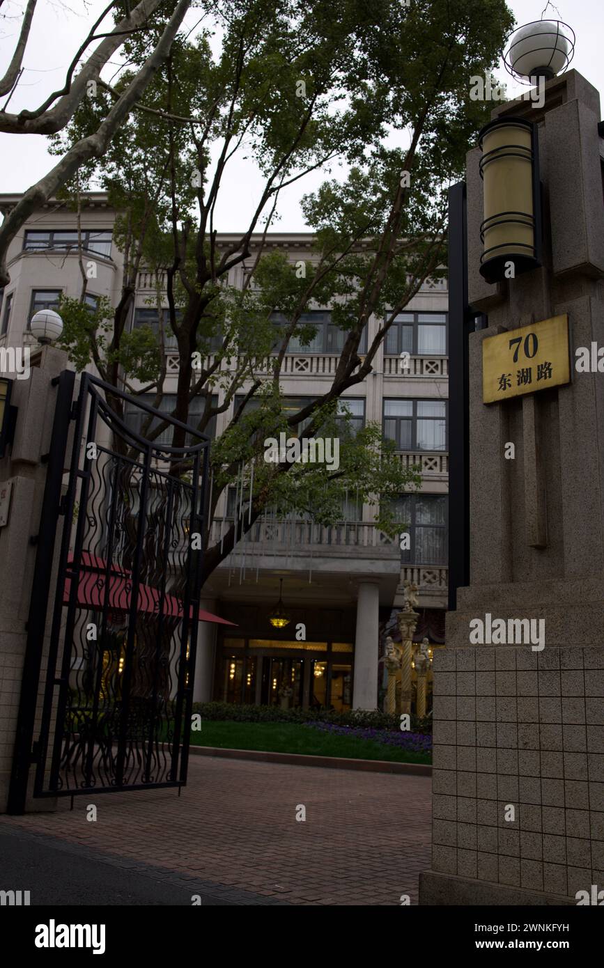 Xintiandi style shanghai hi-res stock photography and images - Alamy