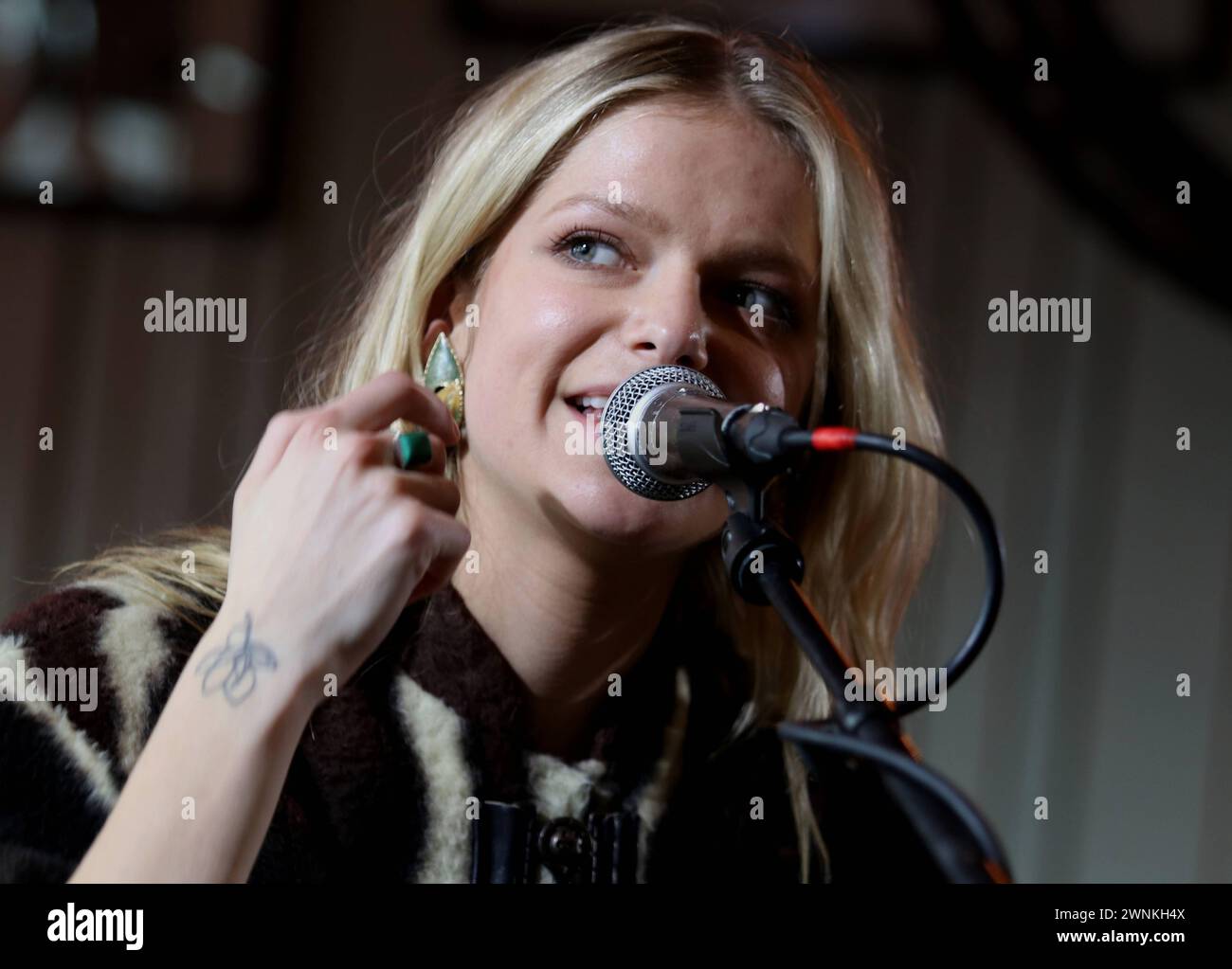 Countrysängerin Carter Faith beim C2C 2024 in Berlin Auftritt beim ...