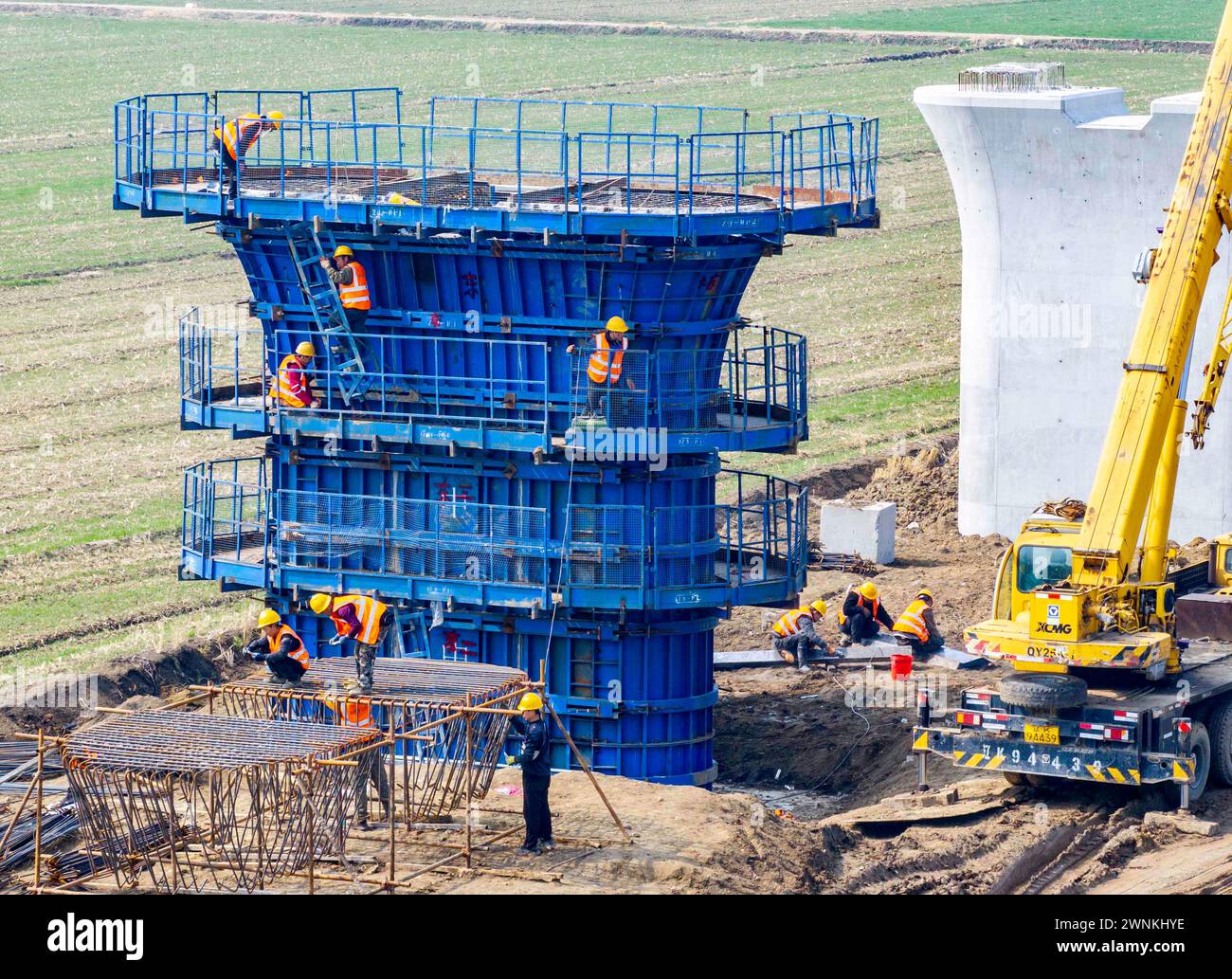 HUAI'AN, CHINA - MARCH 3, 2024 - Workers Carry out railway pier and ...