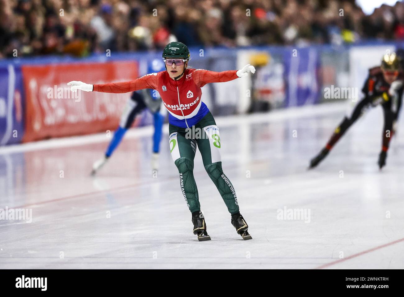 LEEUWARDEN - Skater Irene Schouten cheers after winning the women's ...