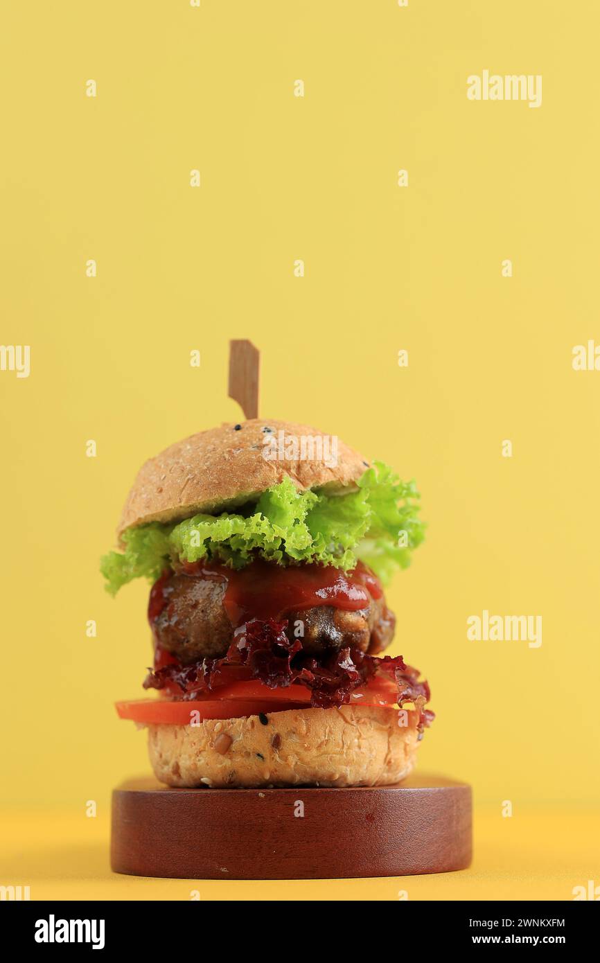 Mini patty hi-res stock photography and images - Alamy