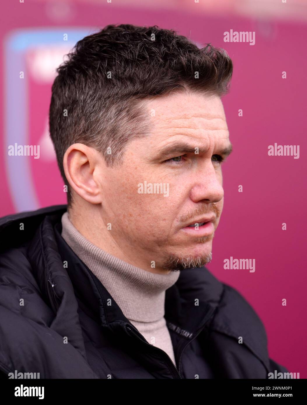 Manchester United manager Marc Skinner during the Barclays Women's ...